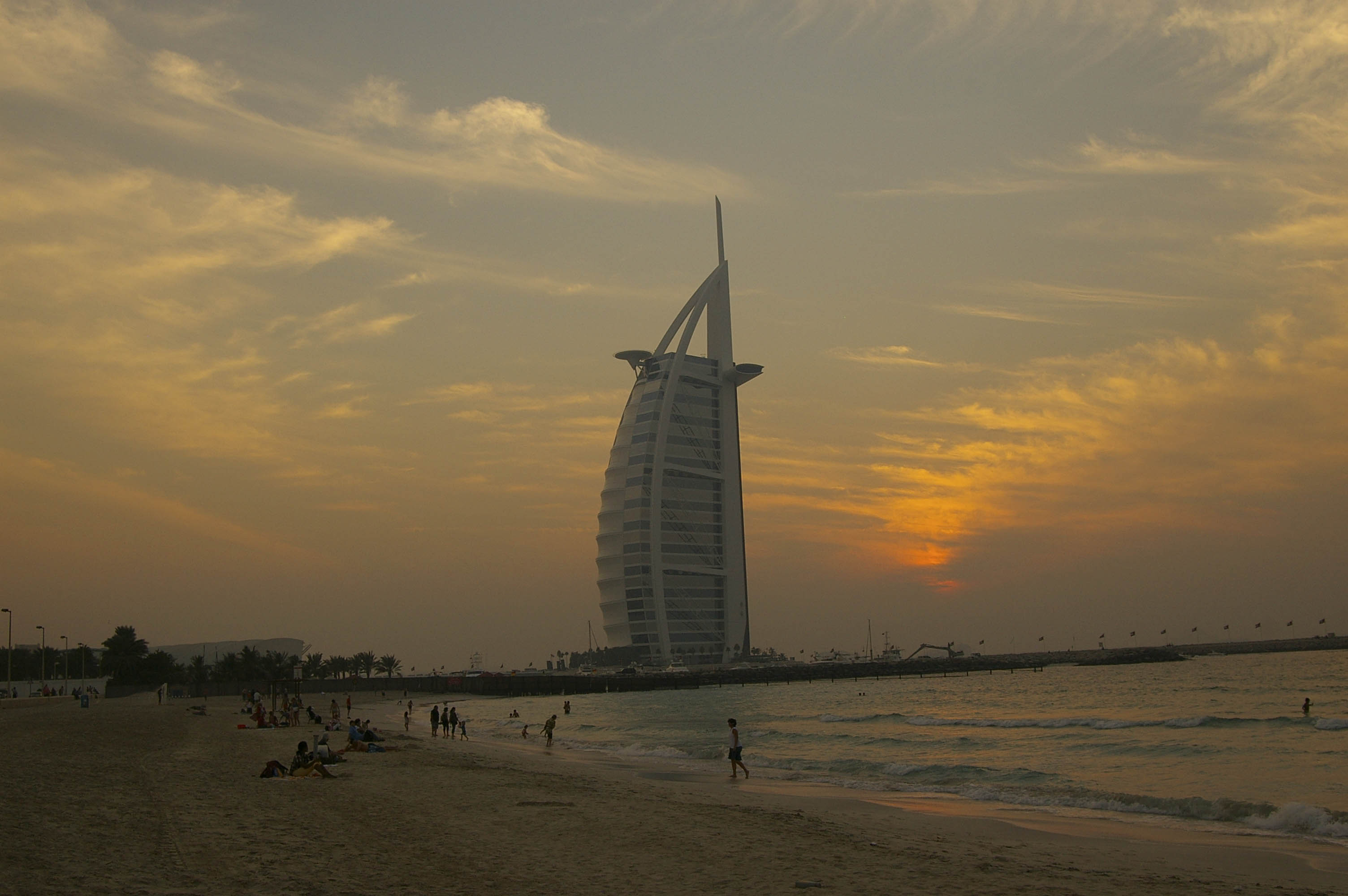 Majestic Monuments in Dubai - Dubai Blog